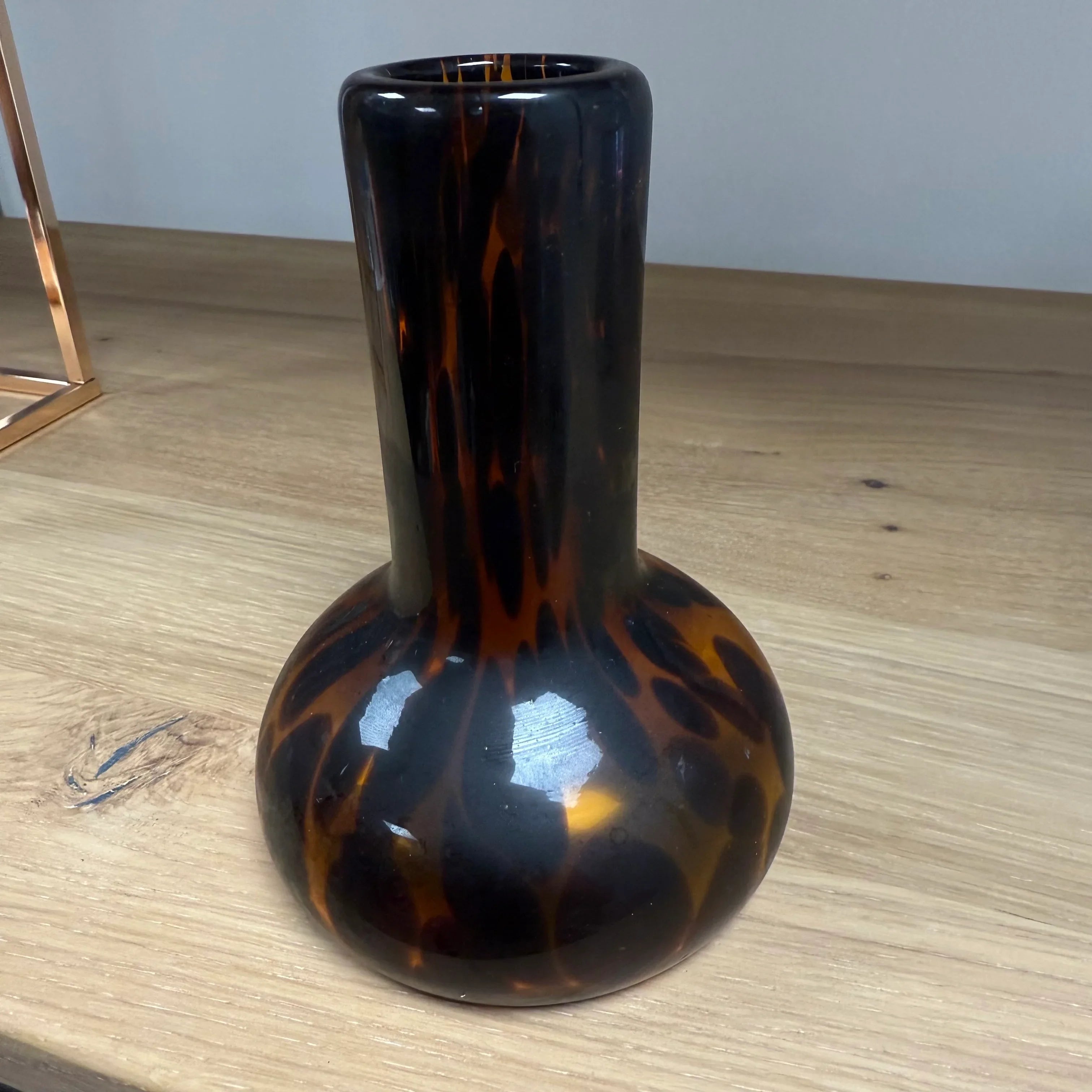 Tortoise Shell Effect Bud Vase Ex-display - 5 Only – Fellini Home