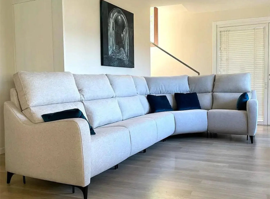 Fama Axel Sofa – Fellini Home